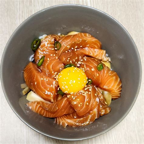 연어장 덮밥 만듬 음식여행 에펨코리아