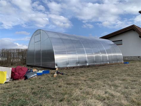 Висококачествени оранжерии и аксесоари