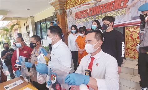 Wow Selebgram Ini Hasilkan Rp Juta Per Bulan Dari Pornografi Indoposco