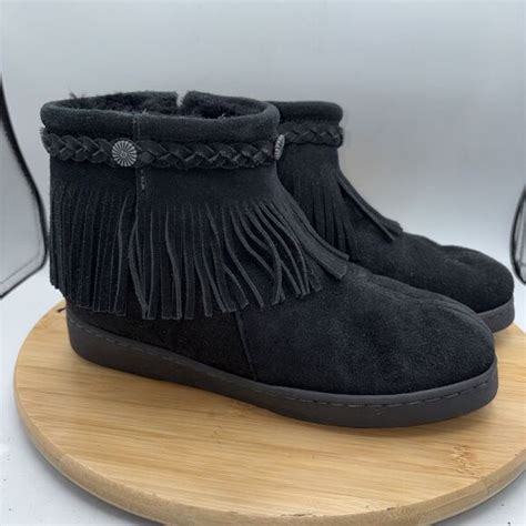 Minnetonka Shoes Minnetonka Womens 7 Black Suede Fringe Hi Top