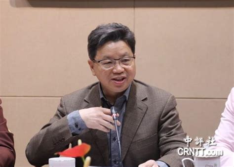 中国评论月刊网络版
