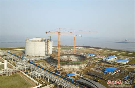 广汇新储罐加紧建设 启东日报