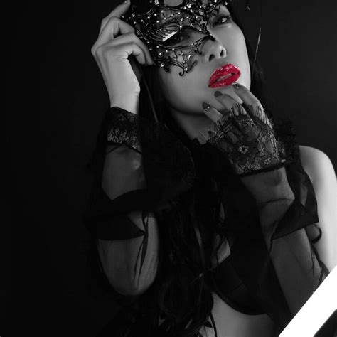 Contact Mistress Reiko