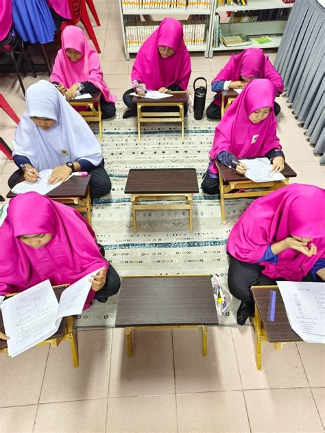 Sma Assaiyidah Khadijah Serkam