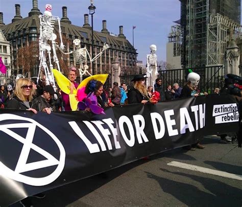 In Photos Extinction Rebellion Climate Protests In London Londonist