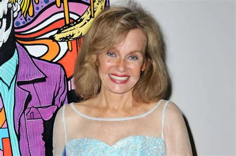 ‘the Young And The Restless ‘hawaii Five O Star Sharon Farrell Dead