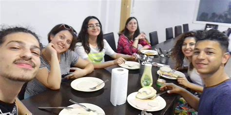 Нови вештини и знаења за младите од Македонија РРОМА