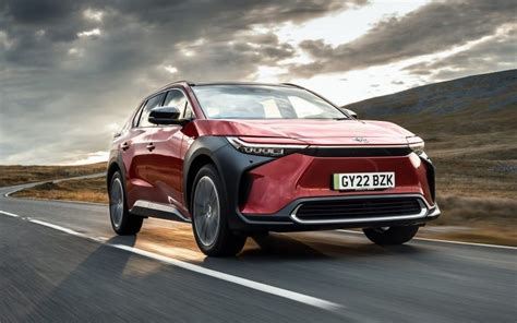 All New Yaris Cross Pricing And Equipment Toyota Uk Magazine