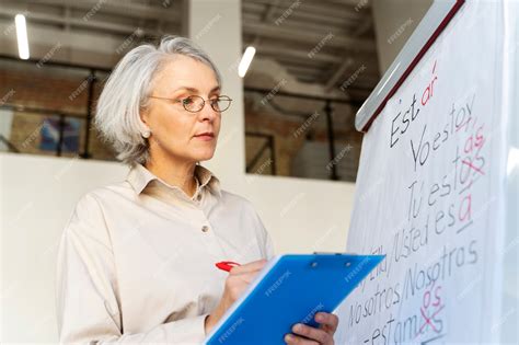 Free Photo Medium Shot Woman Correcting Grammar Mistakes