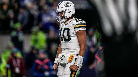 The Green Bay Packers Will Wear Their All White “winter Warning” Uniforms During Tonights Game