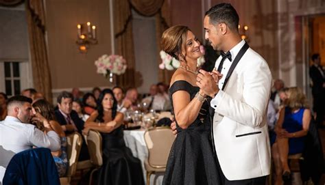 Add A Motherson Dance To Your Reception