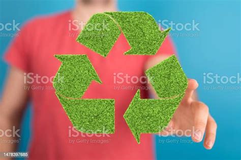 녹색 디지털 재활용 표지판의 3d 렌더링 환경 및 녹색 생활의 개념 3차원 형태에 대한 스톡 사진 및 기타 이미지 3차원 형태 개념 개념과 주제 Istock