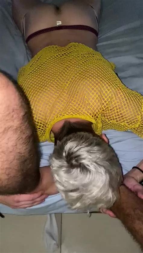 Guy Licking Feet And Toes 2