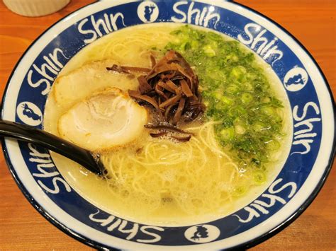 博多らーめんShinShin天神本店福岡県福岡市博多ShinShinらーめん 岩下雄一郎のラーメンブログ