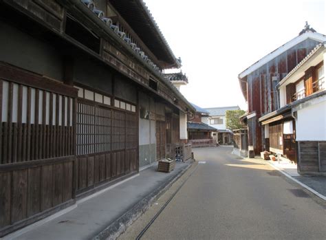 脇町・うだつの町並み（徳島県美馬市）｜「古旅」日本の古い町並み