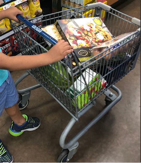 Leveraging Data And Ai In Online Retail Enhancing Customer Experience Loyalty And Business Growth