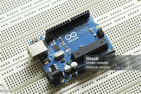 Arduino Uno マイクロコントローラ マイクロコントローラのストックフォトや画像を多数ご用意 マイクロコントローラ Usb
