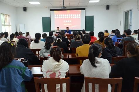 加强中医药人才队伍建设 提升基层中医药服务能力