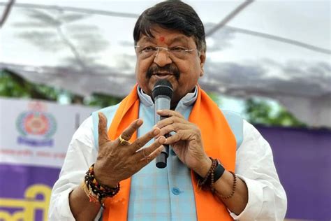 Video Of Bjp Minister Kailash Vijayvargiyas Banter With Former