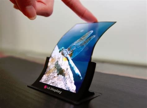 Lg And Samsung Ramp Up Production Of Flexible Oled Displays