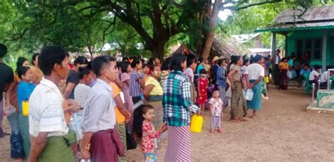 ညောင်ဦးမြို့၌ ပြည်သူများအား သက်သာသောဈေးနှုန်းဖြင့် စားအုန်းဆီများရောင်းချပေး Information And