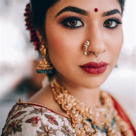 50 Beautiful Bindi Designs To Check Out This Year And Add To Your Bridal