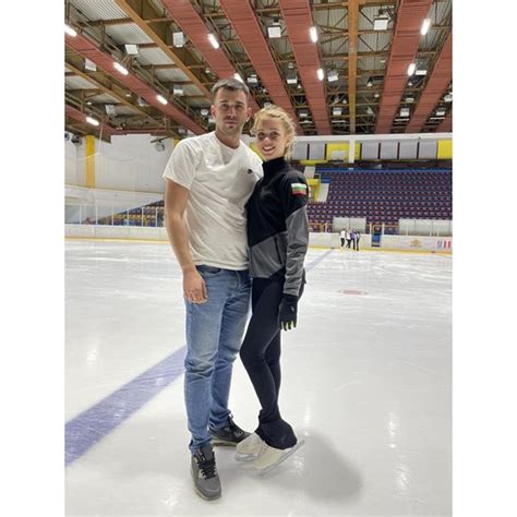 Шефът на Зимния дворец Вече пълзи мухъл по стените