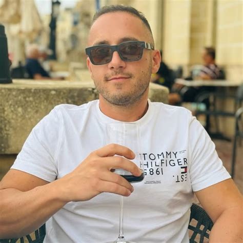 Wayne Tabone Tabonewayne • Threads Say More