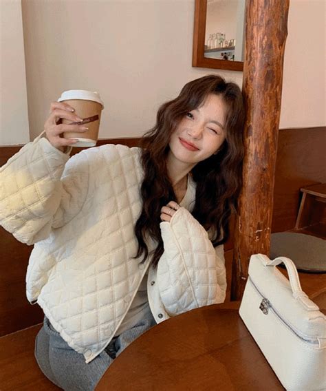 데이달링 베이직 기본 경량점퍼 노카라 깔끔 세련 퀼팅점퍼 가을겨울 점퍼 아우터 깔깔이 외투 등원룩 패딩 얇은 점퍼 데일리룩 캠핑룩 숏점퍼 아방핏 숏패딩 출근룩 오피스룩