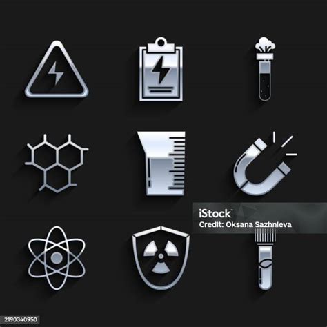 실험실 유리 제품 또는 비커 쉴드의 방사성 시험관 및 플라스크 화학 물질 자석 원자 화학식 및 고전압 기호 아이콘을 설정합니다