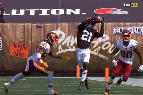 Watch Washington Wr Isaiah Wright Breaks Up Denzel Ward Int With Huge Hit Dc Sports King