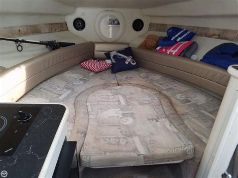 Rinker Fiesta Vee 242 2000 For Sale For 16000 Boats From
