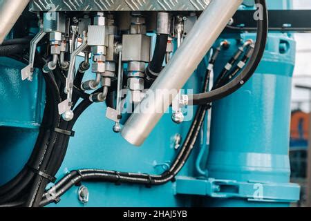 Hydrostatic Crane Engine The Control System Of The Crane Engine Lifting Hydraulic Department On