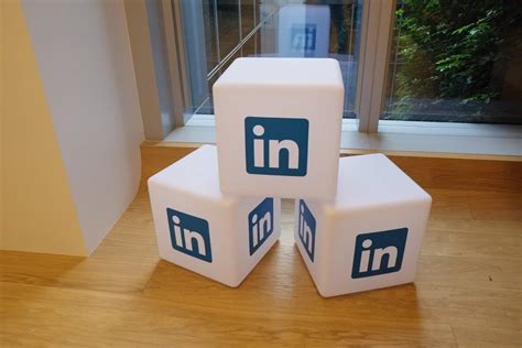 9 ways to expand your linkedin network