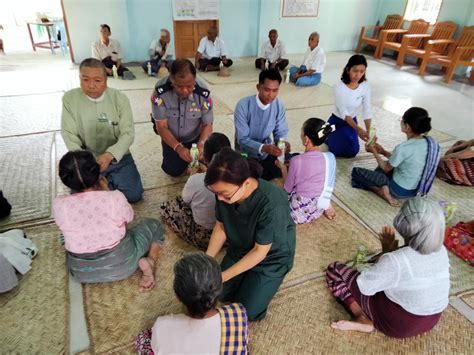 နတ်မောက်မြို့တွင် သက်ကြီးဘိုးဘွားများအား အပူဒဏ်ကာကွယ်ရေး အပူရှောင်စခန်းဖွင့်လှစ် Information