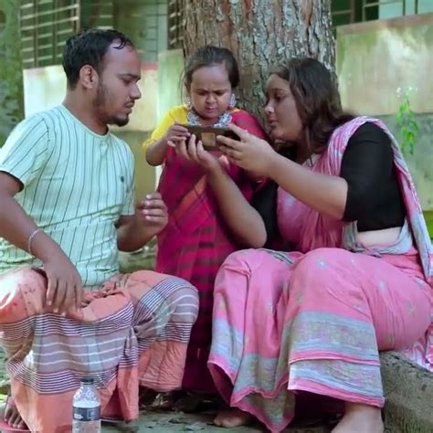 স্ত্রীকে মারতে চান স্বামী অতঃপর 🤣।নাটকটি দেখতে সাবস্ক্রাইব করুন।