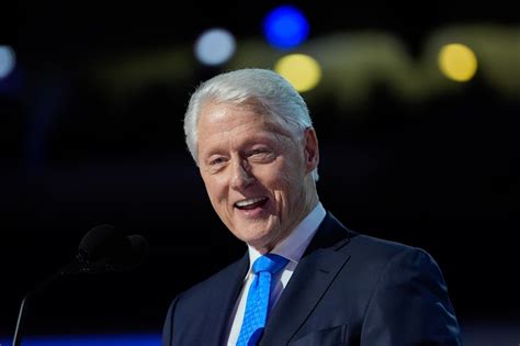 Bill Clinton Sounds Alarm On Donald Trump ‘we Cannot Throw The Legacy