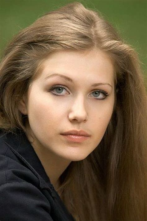 Молодые актрисы брюнетки российского кино фото