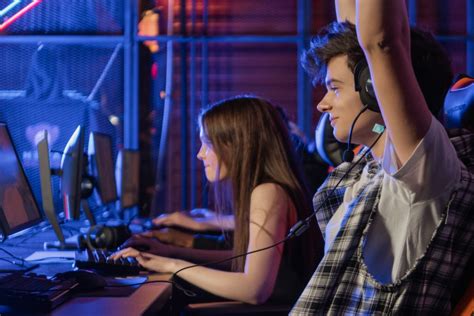 Cómo El Sector De Los Videojuegos Impulsa El Empleo Y La Creatividad En
