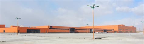 Дүнжингарав худалдааны төвд лангуу худалдана