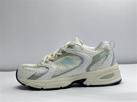 نیو بالانس کفش رادین