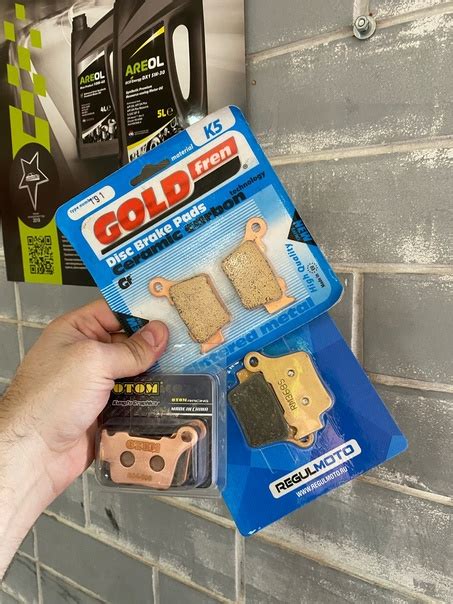 У нас всегда в наличии большой выбор тормозных колодок для эндуро и кросс техники на любой