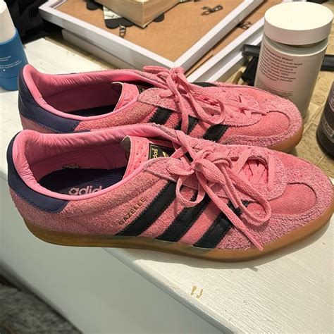 Shoes Adidas Pink Velvet Sambas Poshmark