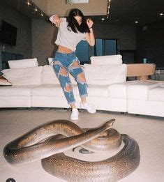 Pin By On Charli Damelio Charli D Amelio Harem Pants Legging