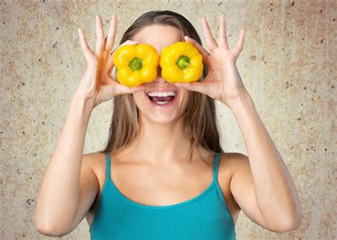 Premium Photo Tomato Woman