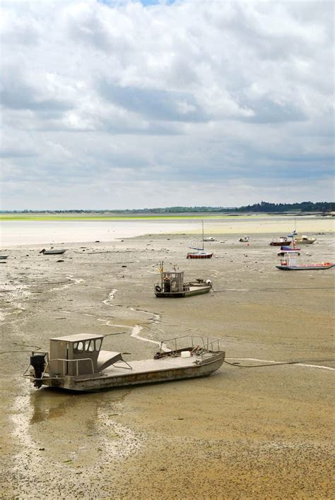 Vissersboten In Cancale Fran Stock Afbeelding Image Of Bretagne Landschap 3259375