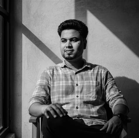 Bright Were Hiring A Graphics Designer Are You An Expert In Adobe Photoshop Join Our Team