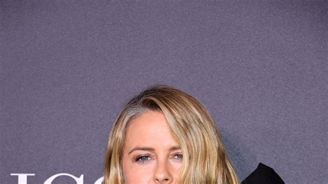 Clueless Star Alicia Silverstone Poses Totally Naked For New Campaign