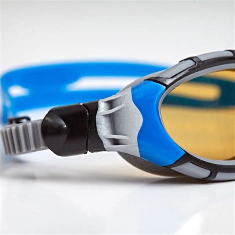Zoggs Predator Flex Polarized Ultra Small Profile Fit Swimming Goggles
