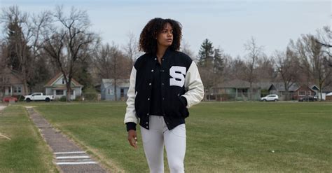 Female College Athletes Say Pressure To Cut Body Fat Is Toxic The New York Times